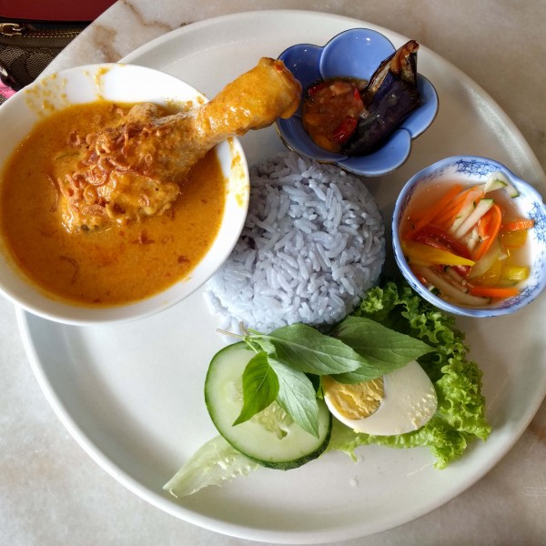 Li Er Cafe 莉儿, Nyonya Kuih cuisine at George Town, Penang | Menu ...