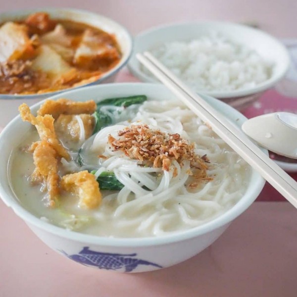 Maga Fish Head Bee Hoon ( Maga Restaurant MG 14 ), cuisine at George ...