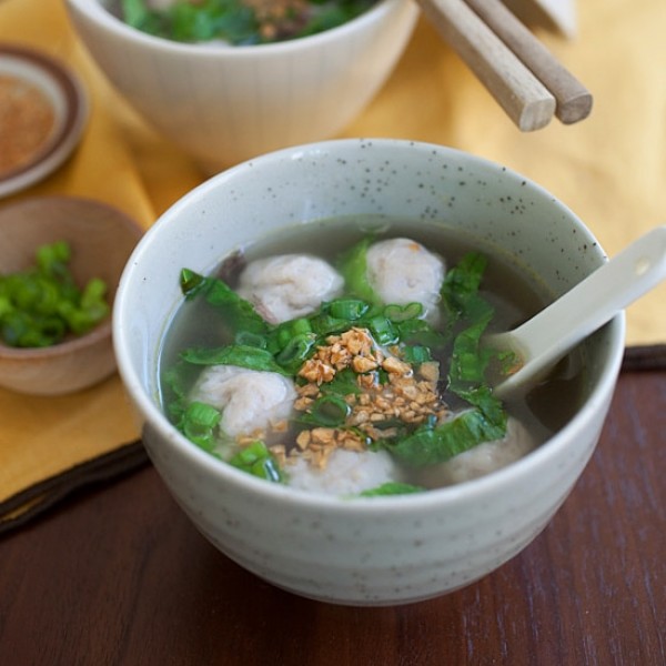 Hock Chew Tang Hoon Fish Ball Soup (Pisa Corner), cuisine at Bayan ...