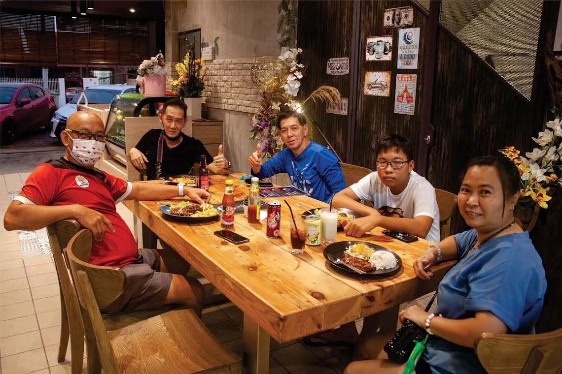 Uncle Ray's Grill @ Friend Station, Western cuisine at Bayan Lepas ...